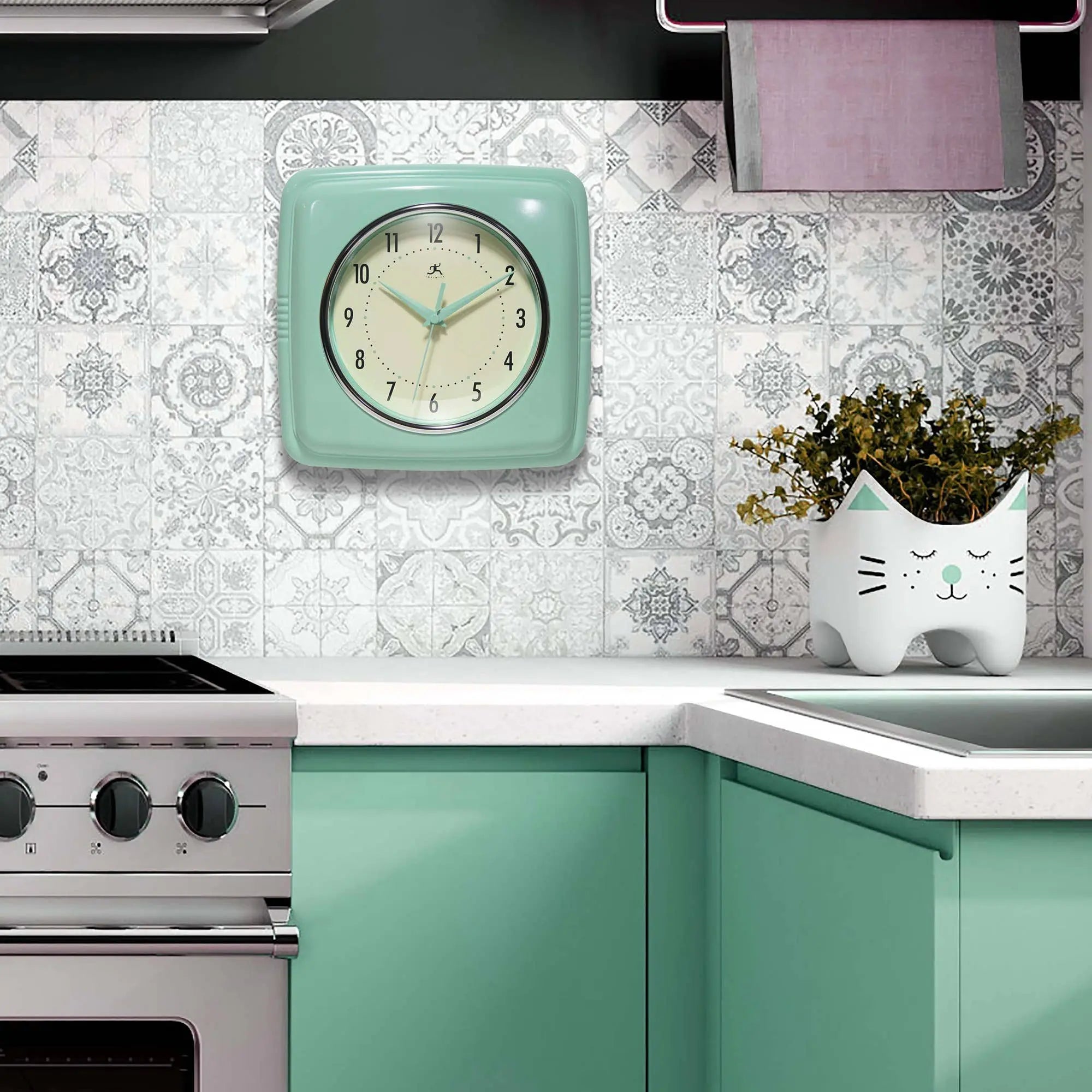 Retro Square Pastel Green Indoor Wall Clock 9.25 Inch: Pastel Green / 9 ...